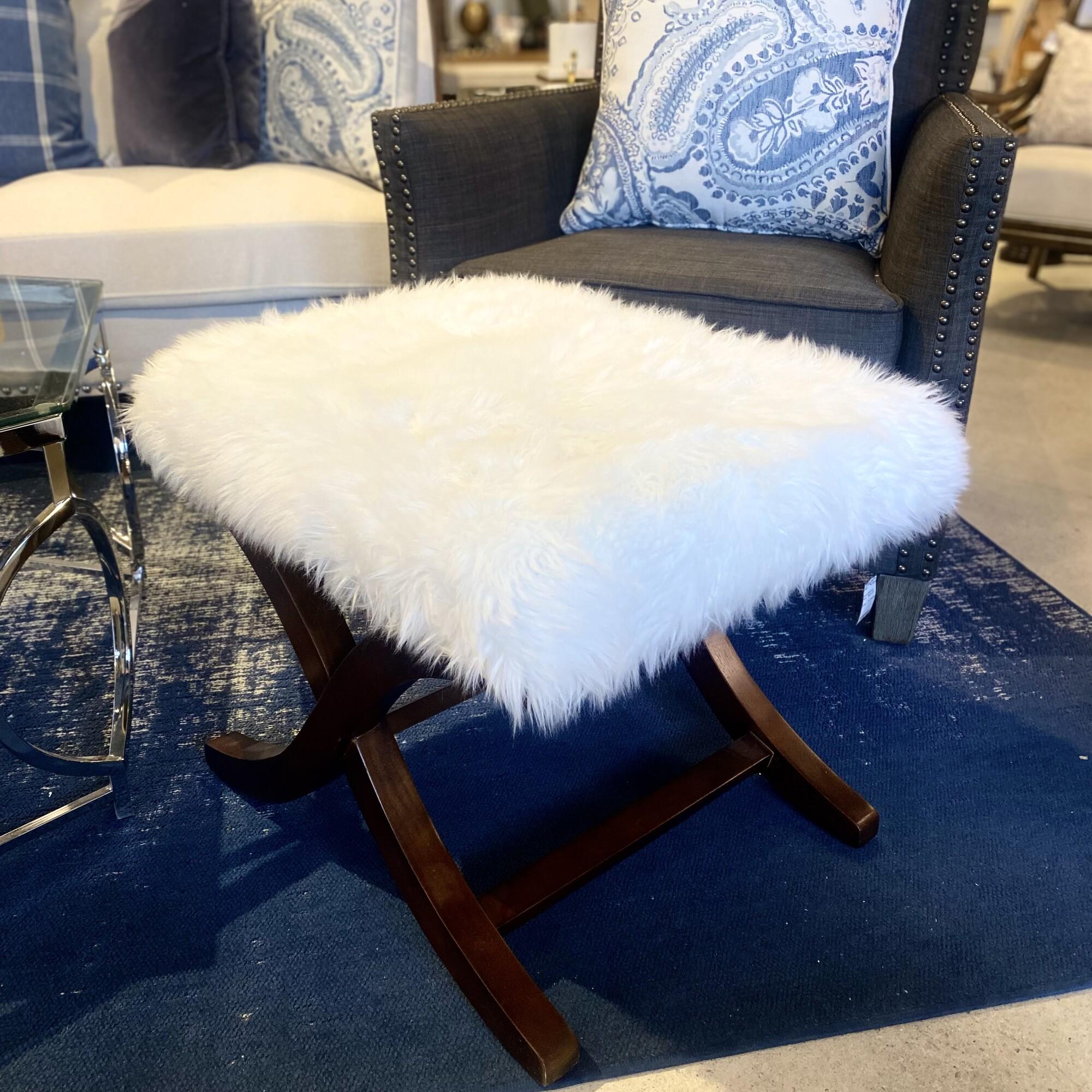 What is consignment? Find out at Consign Couture!